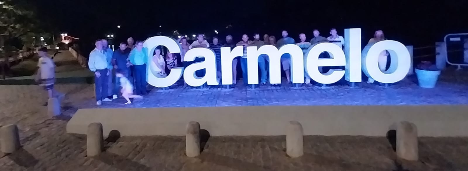 Carmelo se ilumina con las nuevas letras corpóreas que encienden la ...