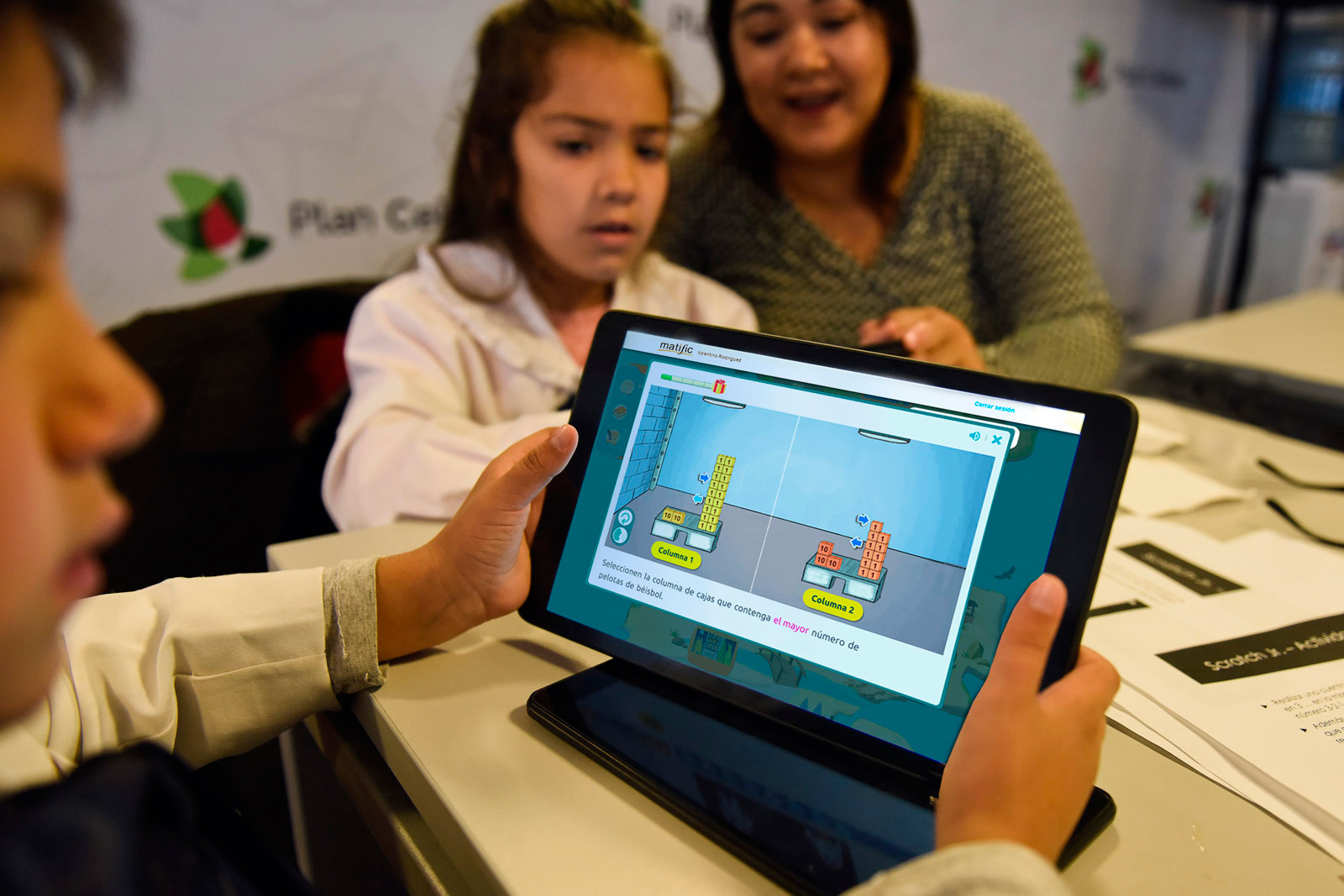 Ceibal marca el inicio del año académico con la distribución de 185 mil dispositivos ...